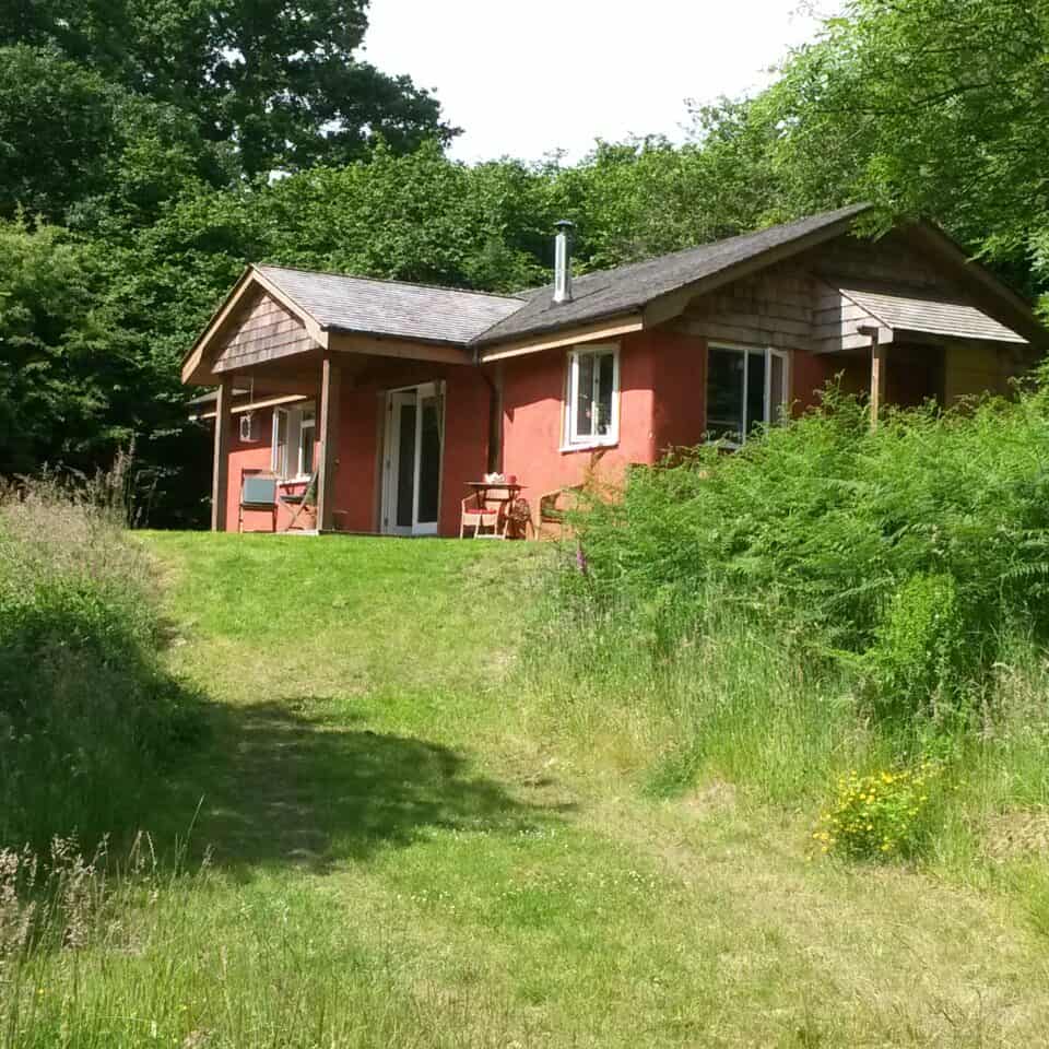 The Straw Cottage – Ty Gwyn Farm